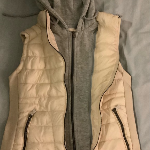 YMI | Jackets & Coats | New Without Tags Ymi Puffer Vest With A ...